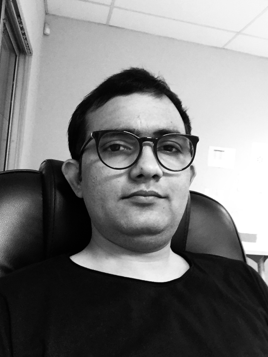 About Me - Mukesh Bhakar